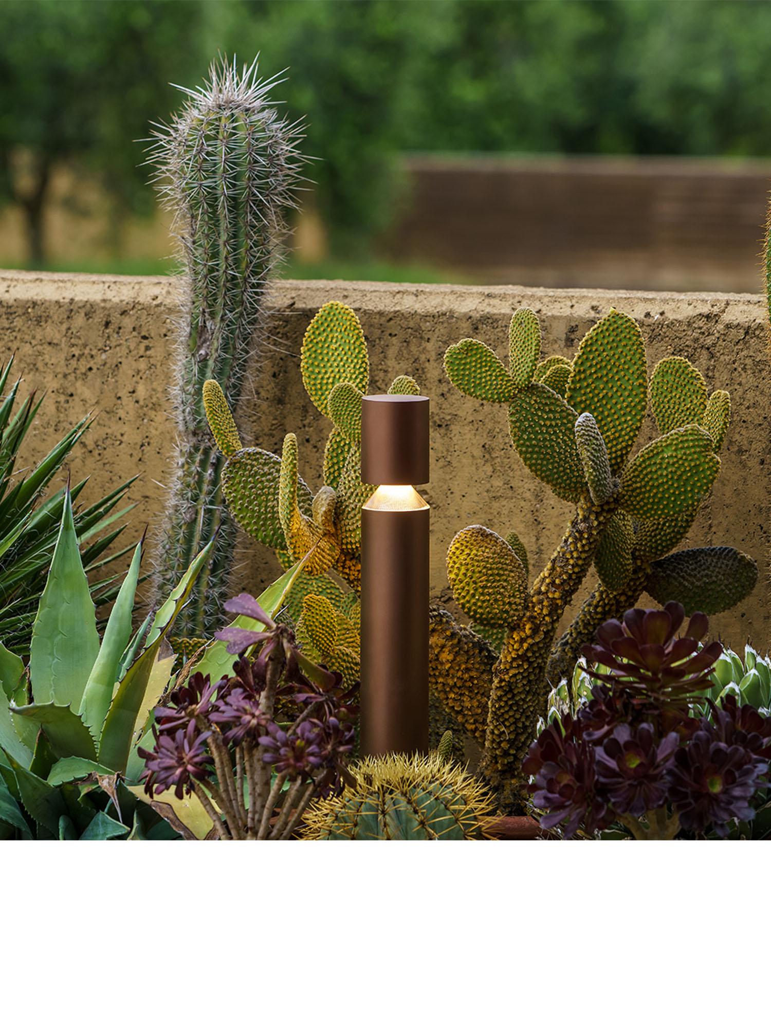 Stainless steel bollards to illuminate outdoor spaces - STRAL